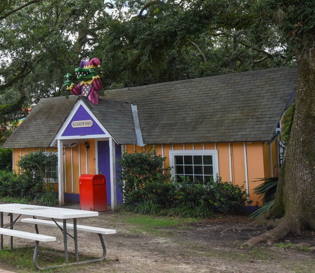 Alligator House - New Orleans City Park